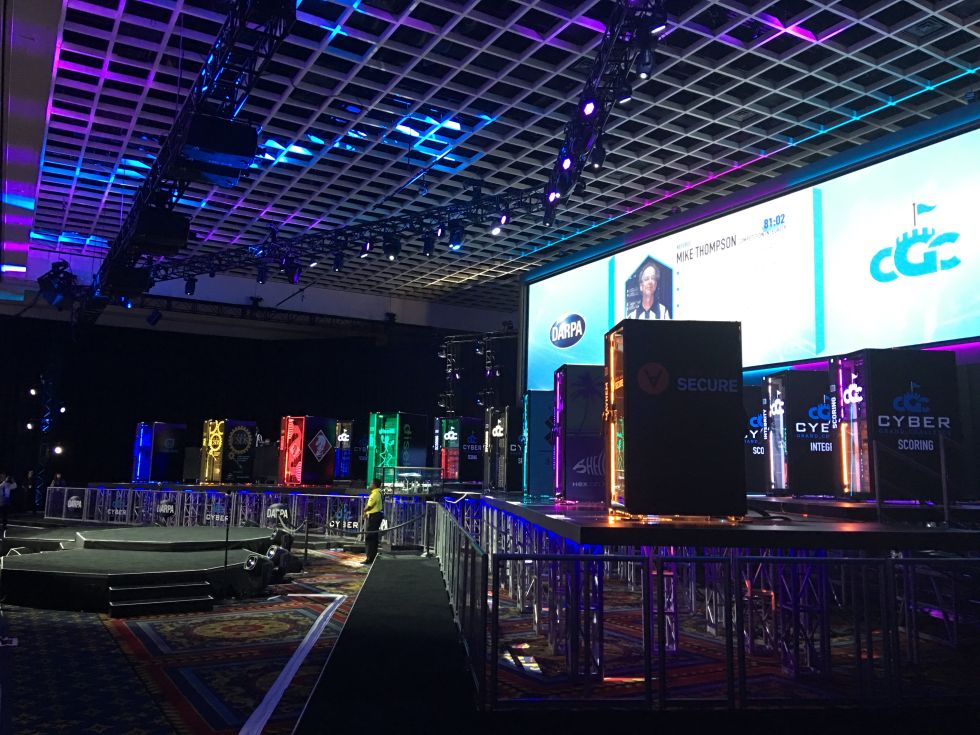 Како изгледаше годинешниот DARPA Cyber Grand Challenge без ниеден човек ...