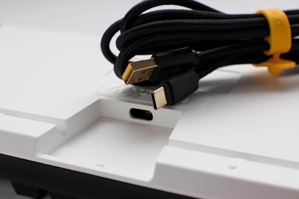 KEYBOARD MECHANICAL DUCKY ONE 3 CLASSIC RGB TKL PBT Double-shot keycaps ...